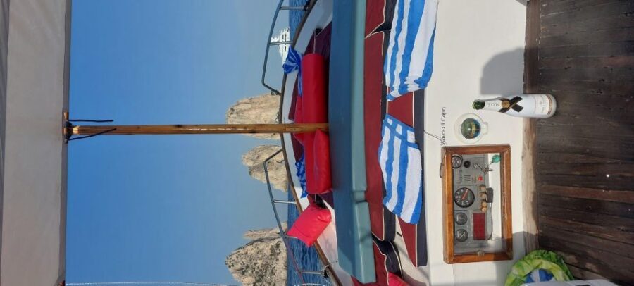 Esperienza Privata a Capri in Barca con Gozzo Classico 3H - What to Do During Your Time on Board