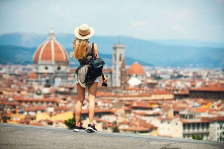 Essential Florence Walking Tour to discover its history - The Practical Side: What You Get and Why It Matters