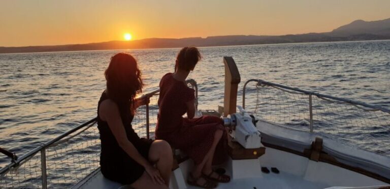 Estepona: Sunset boat trip & Cava & Tapa - The Experience’s Highlights and Who It’s For