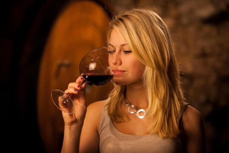 Event: Romantic Valentine's Dinner in San Gimignano Winery - Key Points