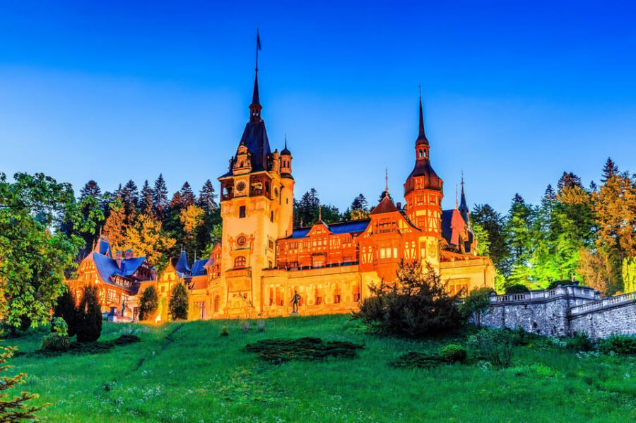 Exclusive 1-Day Minivan 8 : Draculas, Peles Castle & Brasov - The Authentic Charm of Each Stop