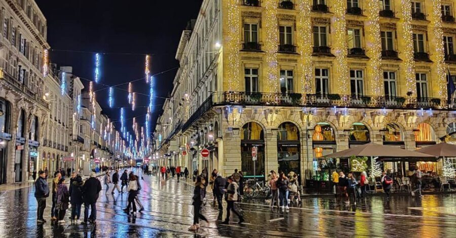 Exclusive! Bordeaux: Nighttime Highlights Walking Tour - The Tour Itinerary: What to Expect