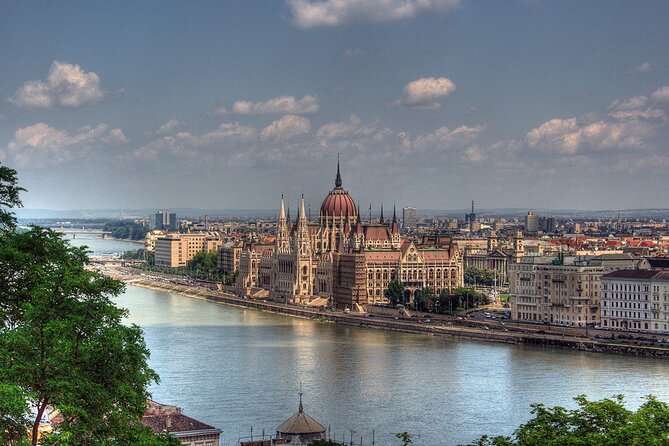 Exclusive Private Budapest Tour from Vienna - Key Points