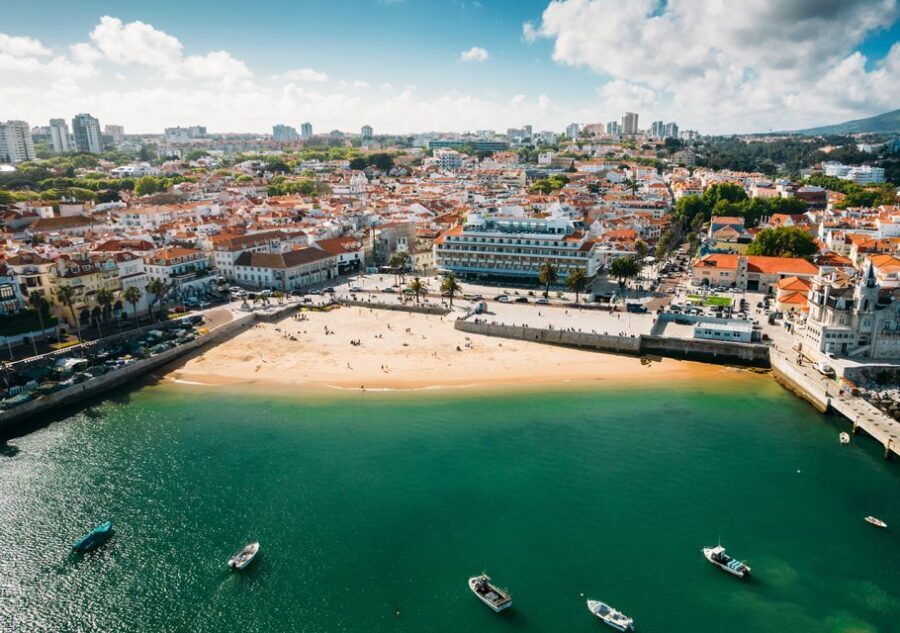 Exclusive tour by car - Sintra city and Cascais city - Cascais: A Coastal Retreat
