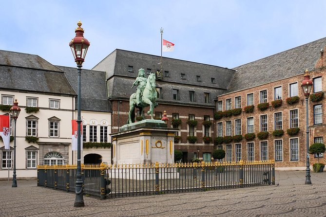 Excursion from Cologne to Düsseldorf - Exploring Düsseldorf in Half a Day: A Balanced Look at a Private Tour