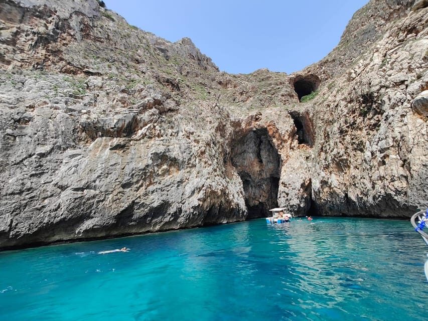EXCURSION VISIT TO THE SANTA MARIA DI LEUCA CAVES - Starting Point and Itinerary Breakdown