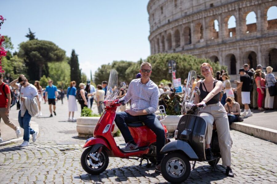 Explore city on Vespa with Professional Photographer - The Value of the Experience