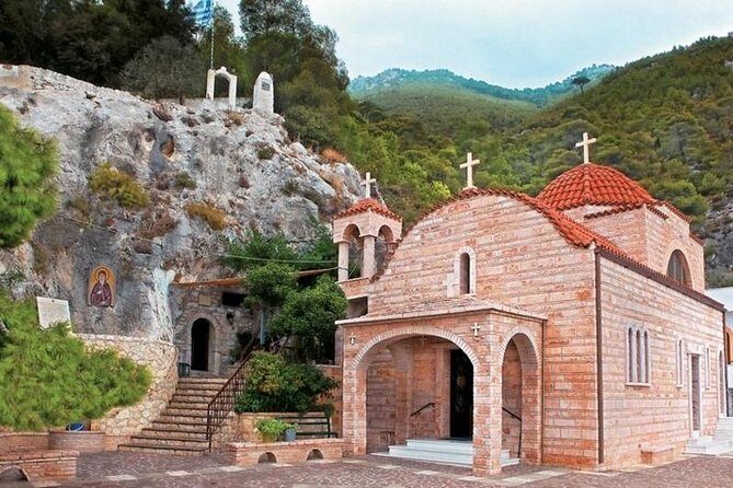 Explore Loutraki & Lake Vouliagmeni: Nature and Relaxation - Whats Included and Whats Not