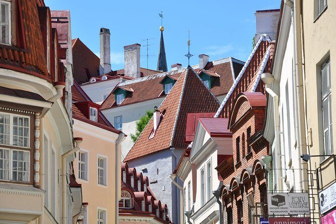 Explore Tallinn in 60 minutes with a Local - What to Expect