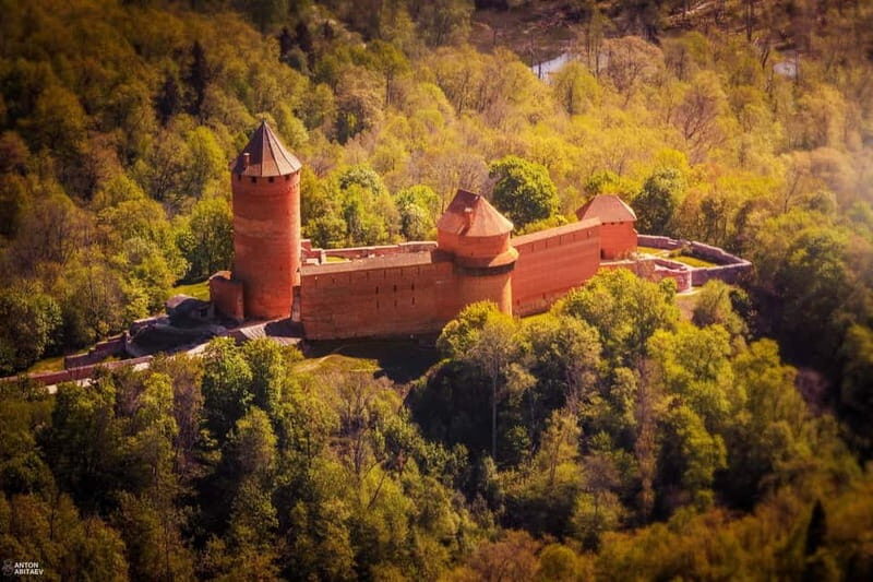 Explore the Baltics: Riga- Tallinn / Tallinn - Riga Daytrip - The Hidden Gems and Unique Stops