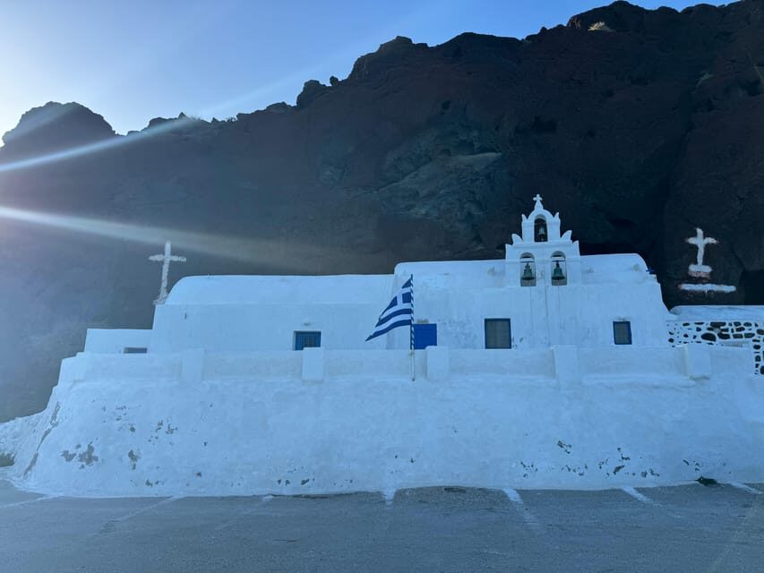 Explore the Best of Santorini in a Day: Private Guided Tour - Highlights of the Tour
