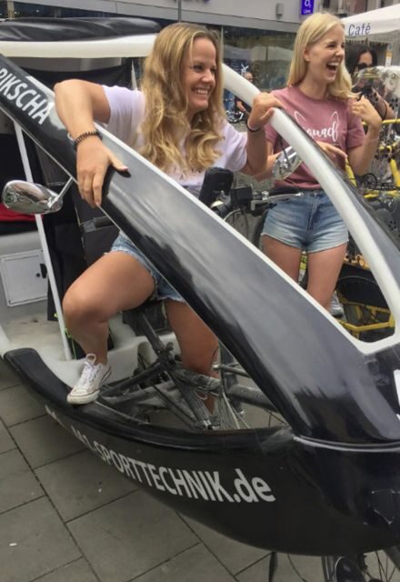 Exploring Munich in a Rikscha - The Guide and Language Options