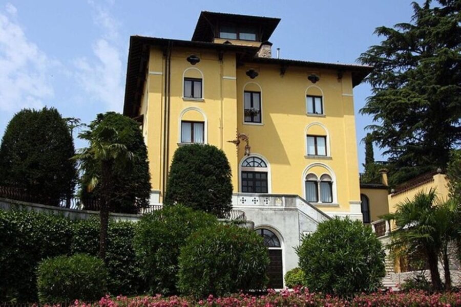 Fabulous Heritage of Sirmione - Walking Tour - In-Depth Look at the Itinerary
