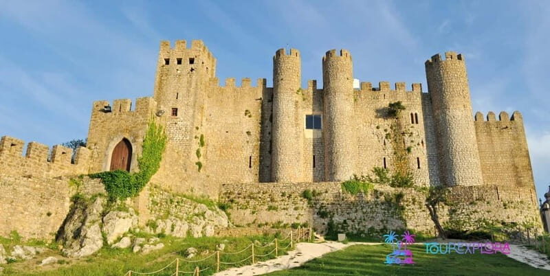 Faith, Caves & Ocean Waves: Portugal's Most Soulful Day Trip - Who Will Love This Tour?