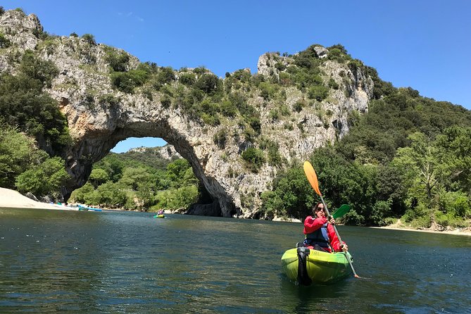 Family canoe trip under the Pont d'Arc - from 3 years old - Exploring the Family Canoe Trip under the Pont dArc: A Practical and Authentic Experience