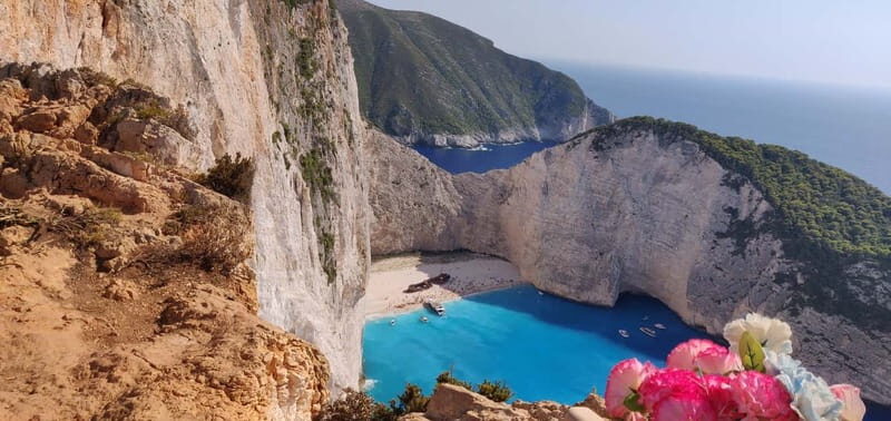 Famous Zakynthos shipwreck -daily cruise - Breakdown of the Itinerary