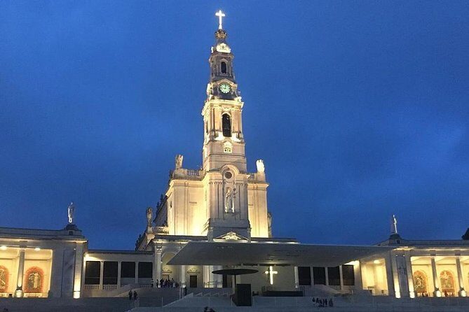 Fátima Message Private Tour with Candle Procession from Lisbon - What Makes This Tour Stand Out