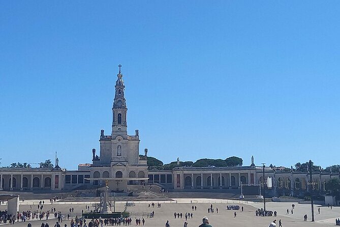 Fatima- Nazare-Obidos private tour from Lisbon or Cascais - Why It Works for Different Travelers