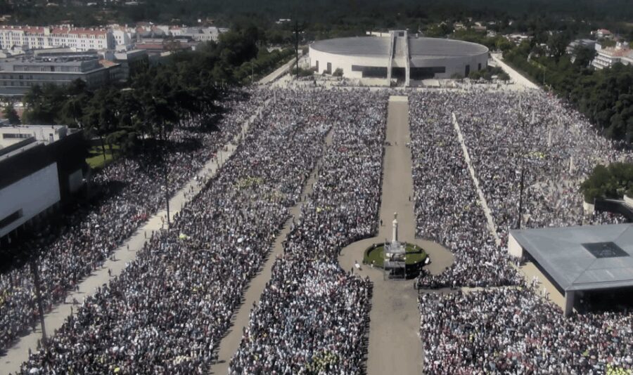 Fátima :the most important religious cathedral in Portugal - Exploring the Fátima Sanctuary