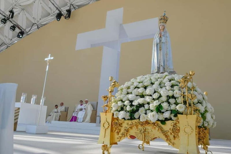 Fátima tour by Luxury Mercedes - A Practical Journey into Fátima’s Heart