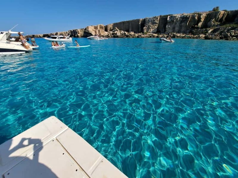Favignana: Boat excursion, relaxation, fun, pampering - An Introduction to a Favignana Boat Day