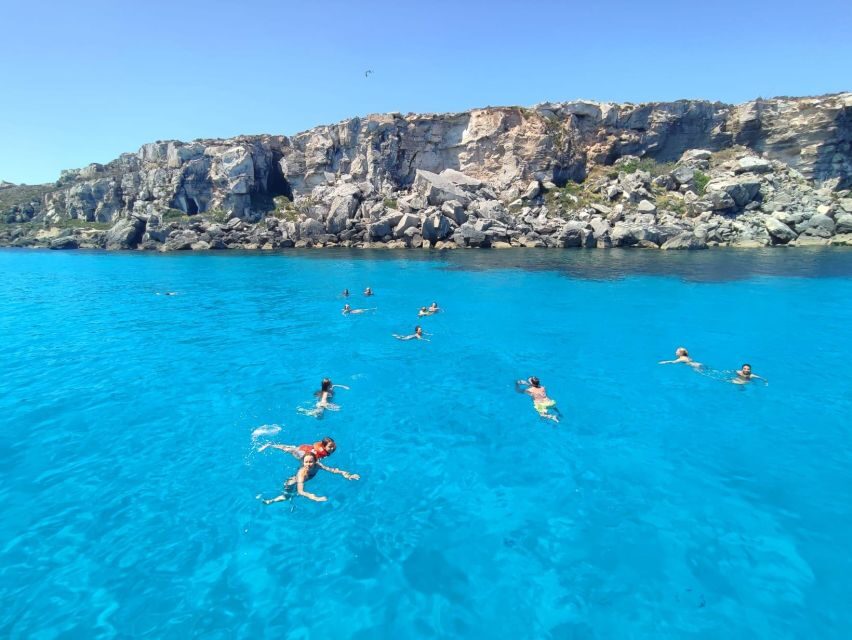 Favignana e Levanzo: tour condiviso Yacht Shalimar IV - What Sets This Tour Apart