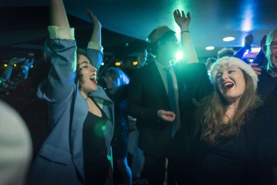 Festive London New Years Eve 3-Course Dinner Cruise - A Closer Look at the Practicalities