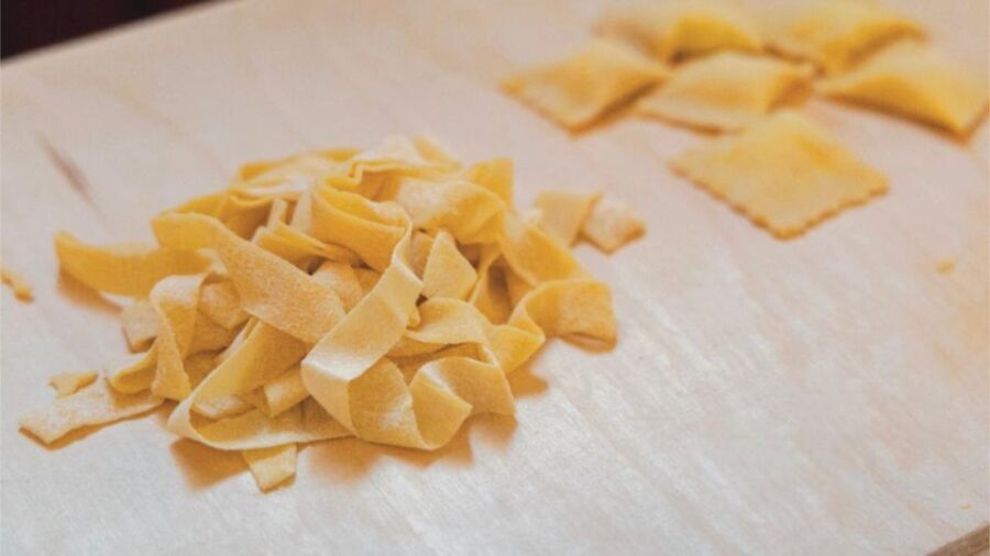Fettuccine, Ravioli and Tiramisu Pasta Making in Rome - The Setting: Cozy and Central