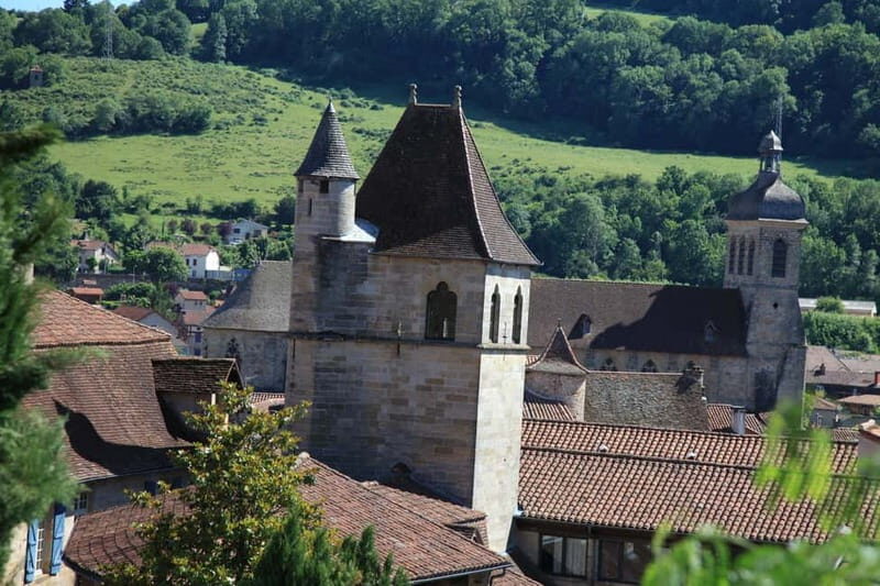 Figeac, a remarkable medieval city - The Romanesque Abbey and Its Significance