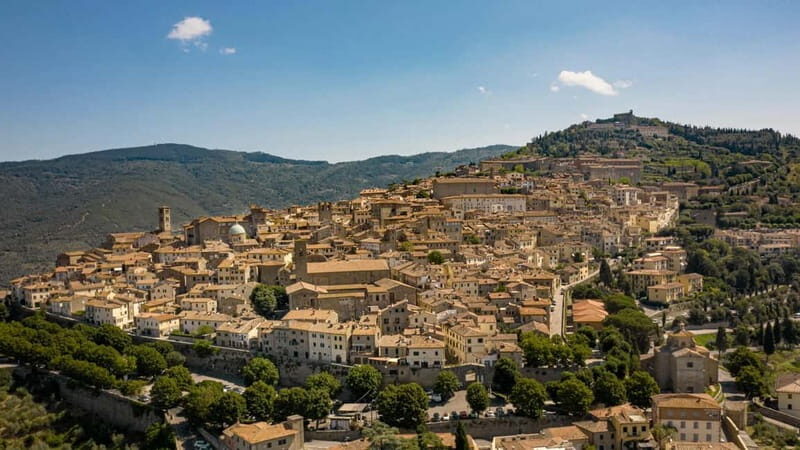 Florence: Cortona, Assisi and Perugia Full Day Trip - Transportation and Comfort