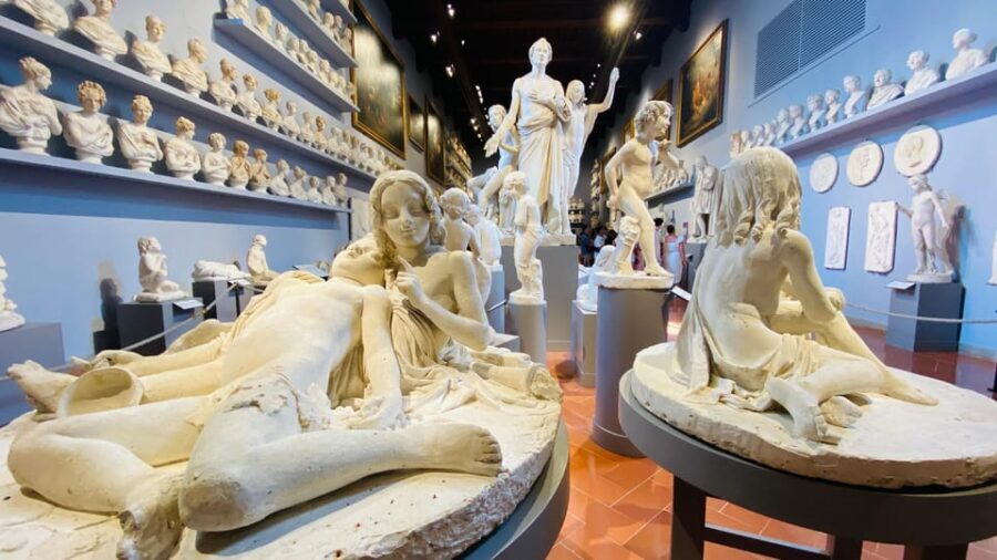 Florence: Fast Track Tickets for the Accademia Gallery - The Experience in Detail