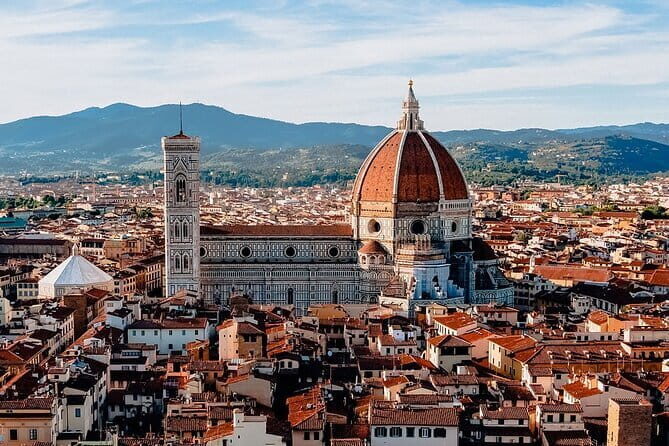 Florence Golf Cart private City tour Center & Michelangelo square - The Itinerary: A Step-by-Step Experience