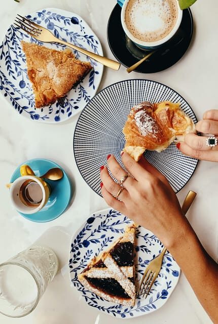 Florence: Guided Breakfast Tour with Mama Florence - The Itinerary: A Morning Stroll Through the City