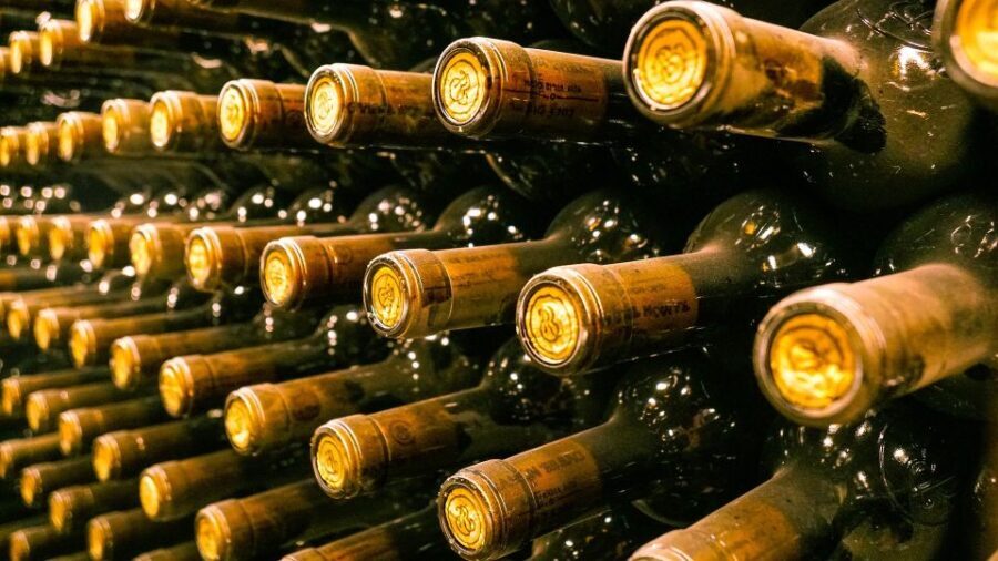 Florence: History Walking Tour with Wine Tasting - Who Will Enjoy This Tour?