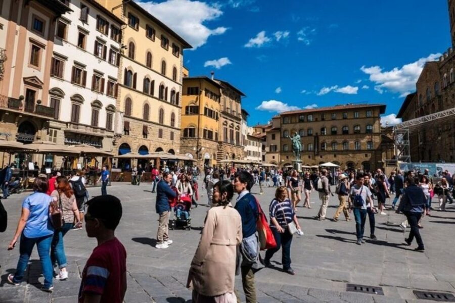 Florence: Must-See Attractions Walking Tour - Detailed Breakdown of the Itinerary
