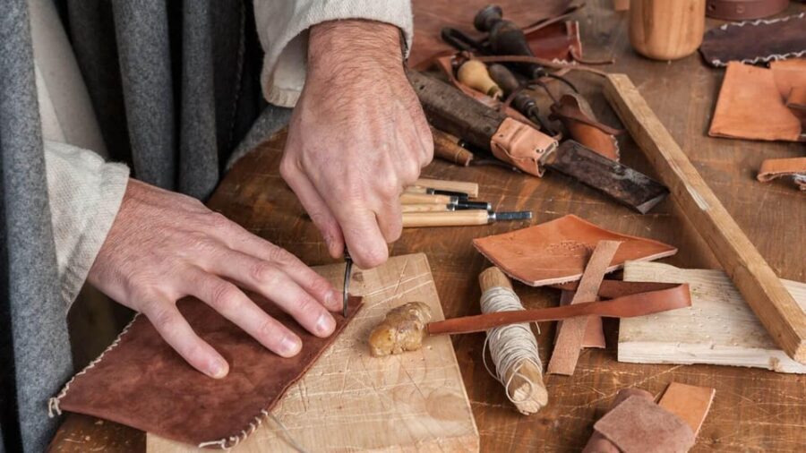 Florence: Oltrarno Artisans and Wine Windows - Who Will Love This Tour?