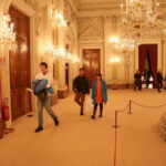 Florence: Palatina Gallery and Pitti Palace Guided Tour - Breakdown of the Itinerary