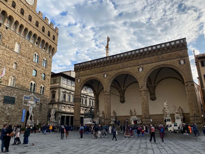 Florence: Piazza della Signoria Children's Walking Tour - In-Depth Breakdown of the Itinerary
