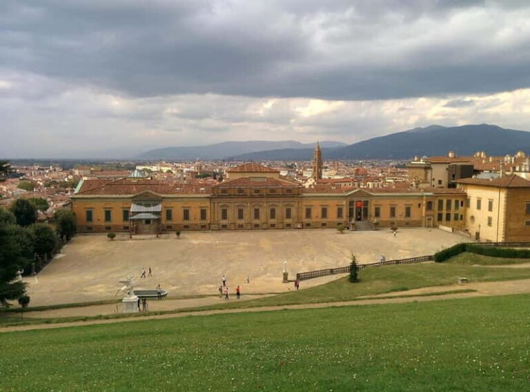 Florence: Pitti Palace and Boboli Gardens Guided Tour - The Gardens of Boboli: Landscape as Art