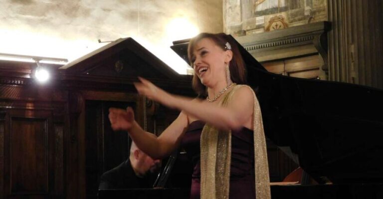 Florence: Pizza Dinner and Opera Arias Concert - Who Should Consider This Tour?