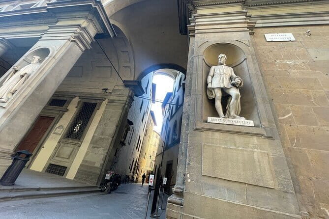 Florence: Uffizi Gallery Audio Guided Tour led by Tour Leader - Is It Worth the Price?