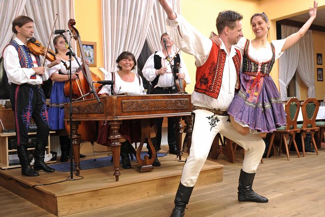 Folklore Evening with Music and Dinner - What Is This Tour All About?