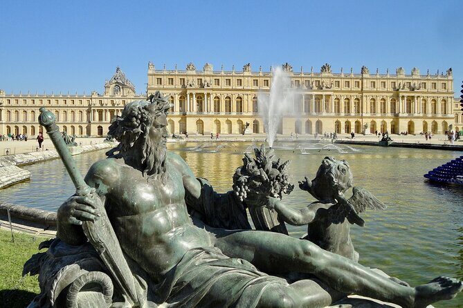 Fontainebleau, Versailles, Trianon Small group from Paris - What the Tour Includes and Excludes