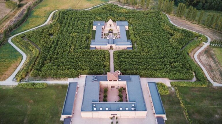Fontanellato: Labirinto della Masone Full-Day Entry Ticket - Exploring the Art Collection