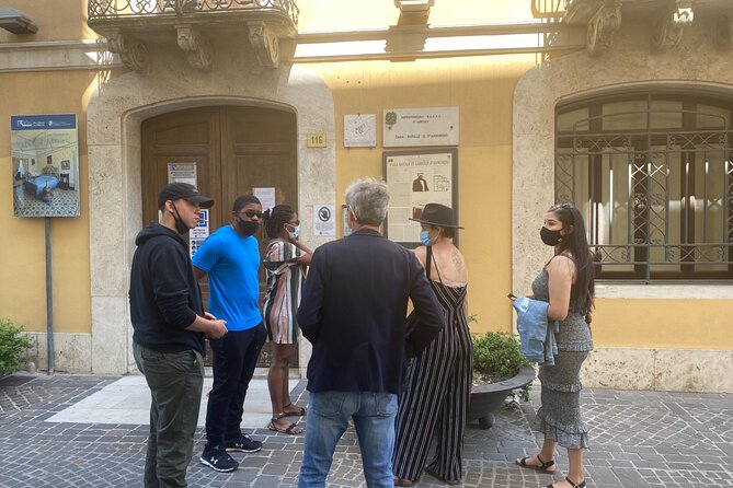 Food and wine tour of Pescara Vecchia on foot - Key Points