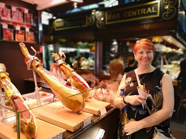 Food & Drink Private Tour of Barcelona in Traditional Taverns - An In-Depth Look at the Tour Itinerary