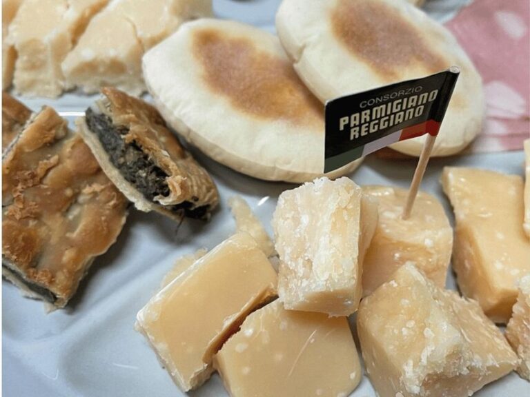 Formigine: Parmesan Factory Tasting and Tour near Modena - Why This Tour Works Well