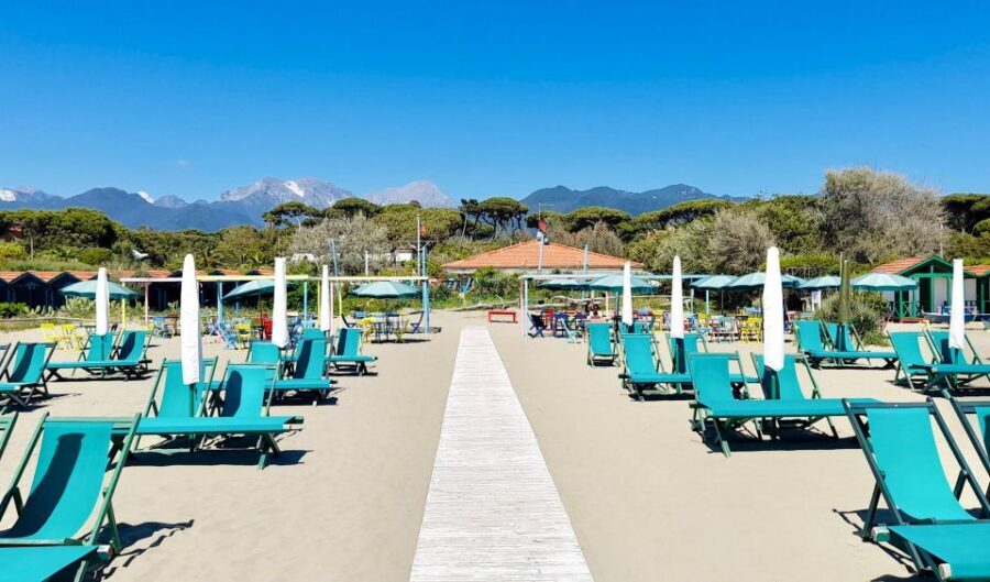 Forte Dei Marmi: E Bike Tour and hidden gems with a local - Analyzing the Value and Practical Details