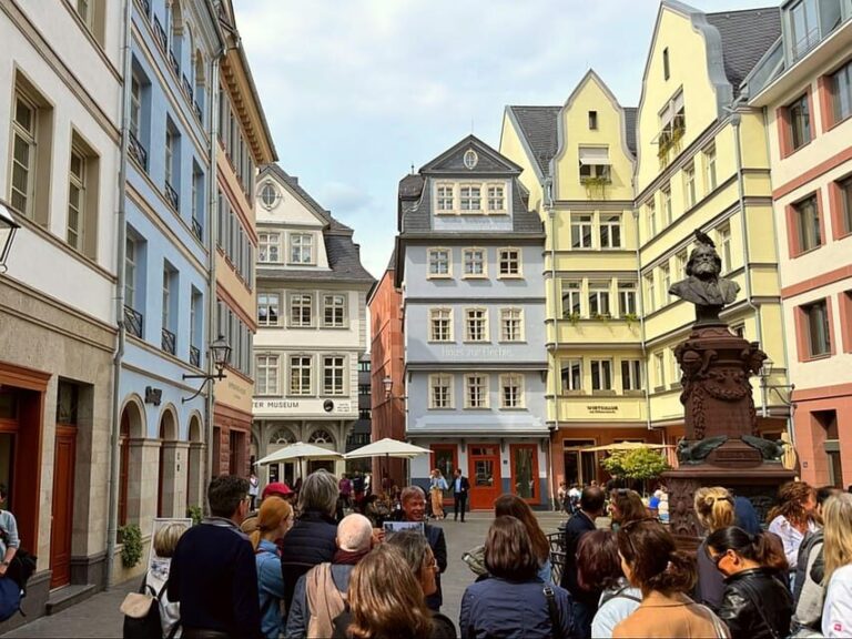 Frankfurt: Discover the heart of Frankfurt - a city tour in Russian - An In-Depth Look at the Tour Experience