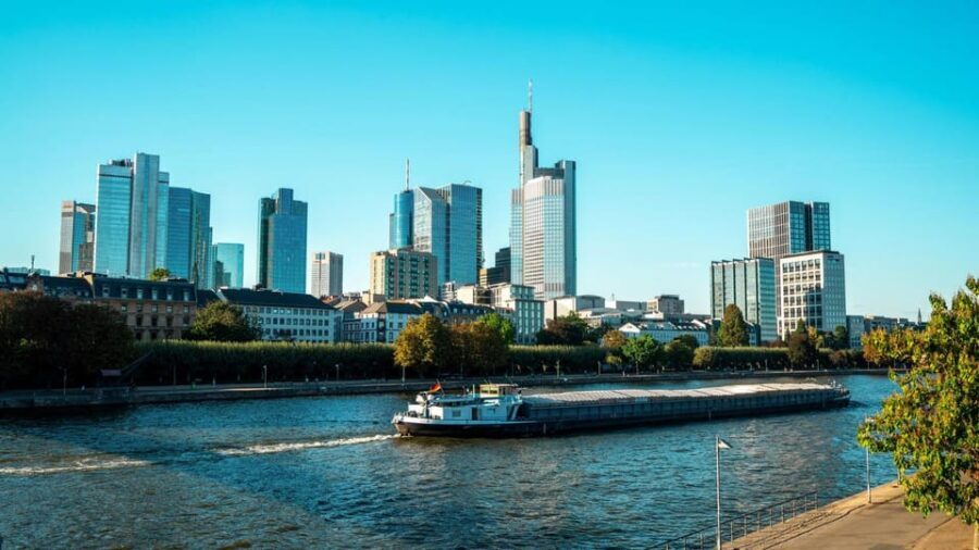 Frankfurt: Insta-Perfect Walk with a Local - Who Will Enjoy This Tour?